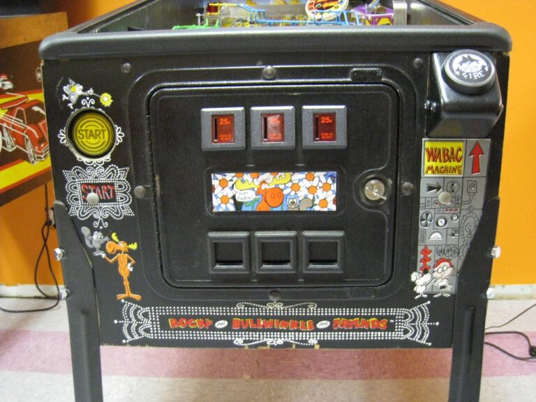 Adventures of Rocky and Bullwinkle and Friends Pinball Machine ...