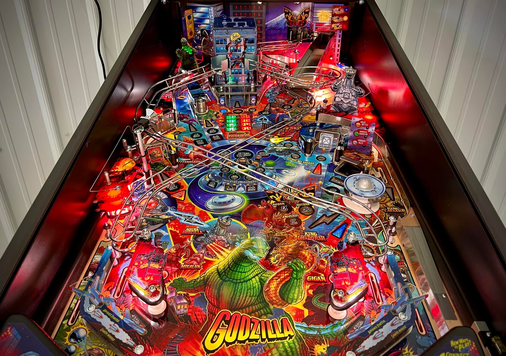 Godzilla Pro Pinball Machine – Pinball Intercom