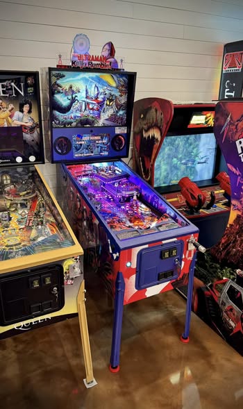 Ultraman (CE) – Pinball Intercom